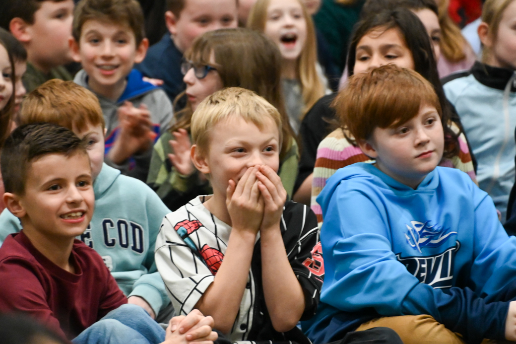 DPS Kicks Off Read-A-Thon with Olympic-Sized Surprise | East Greenbush CSD